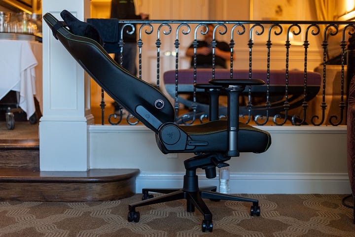 Razer Iskur V2 hands-on review: this is ultimate gaming chair throne