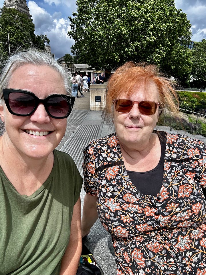 Lon-done - Leanne de Souza @rebelbuzz Substack