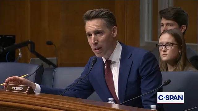 Can men get pregnant? - Huck PAC for America News