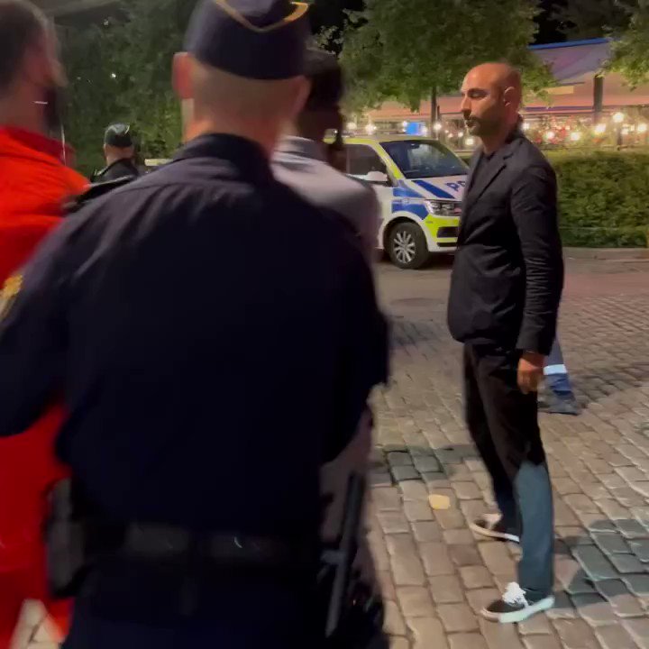 DRAKE SHARES UNSEEN FOOTAGE OF HIM BEING DETAINED BY SWEDISH POLICE