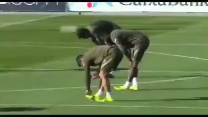 Let's make this new Pfizer ad go viral!