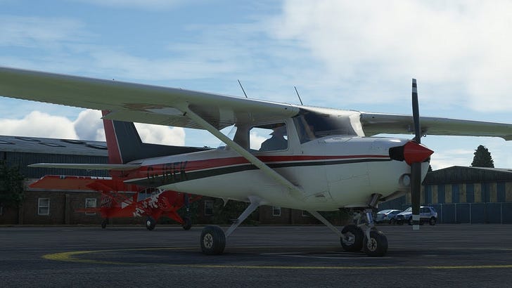 Walkaround and basic airmanship in the Cessna 152 in Microsoft Flight ...