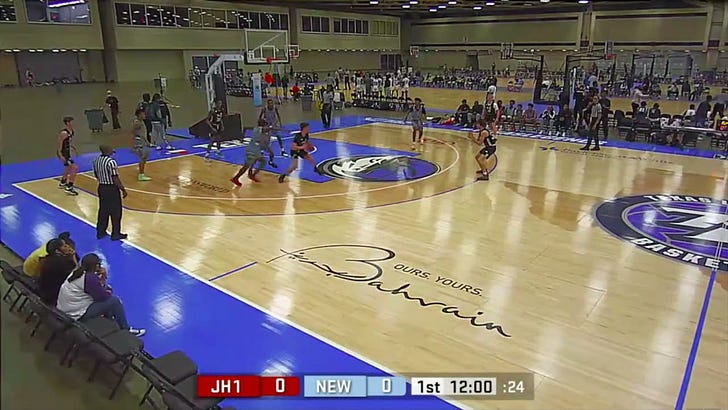 Advantage Basketball - Taylor Jannsen Basketball