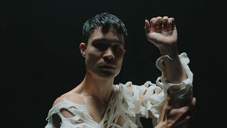 Borders - Marcus Whale